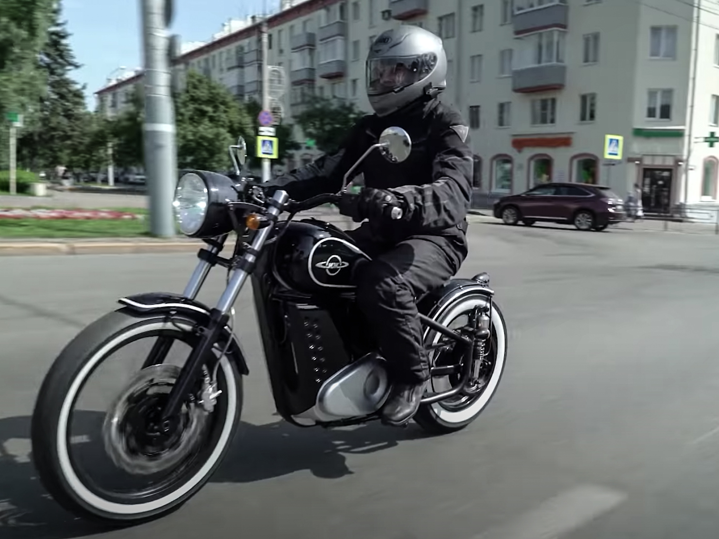 Päivän video: Kalashnikov IC-49 retrosähkökarkki ajossa | Uutiset ...